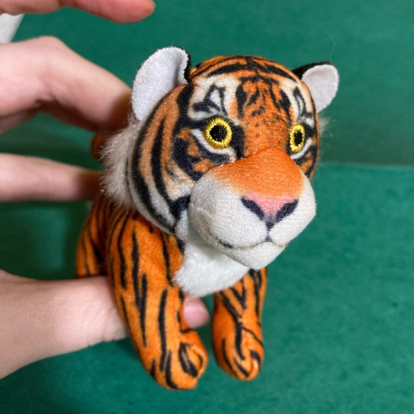 Toys | B1g2 Nat Geo Small Bengal Tiger Plush Toy Buy 1 Get 2 Free ...